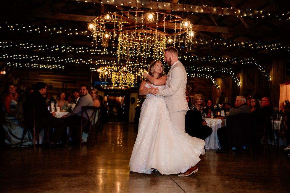 GALLERY ~ The Barn At Timber Ridge, Wedding Barn Photo Gallery Indiana
